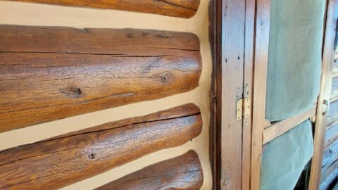 Chinking vs. Caulking: Key Differences Explained - Log Home Restoration ...